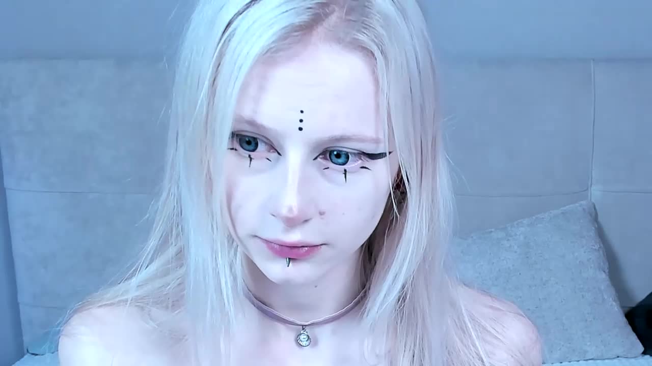 mercy_bloom - Chaturbate - 2025-05-07T16:25:35 - mercy_bloom on ...